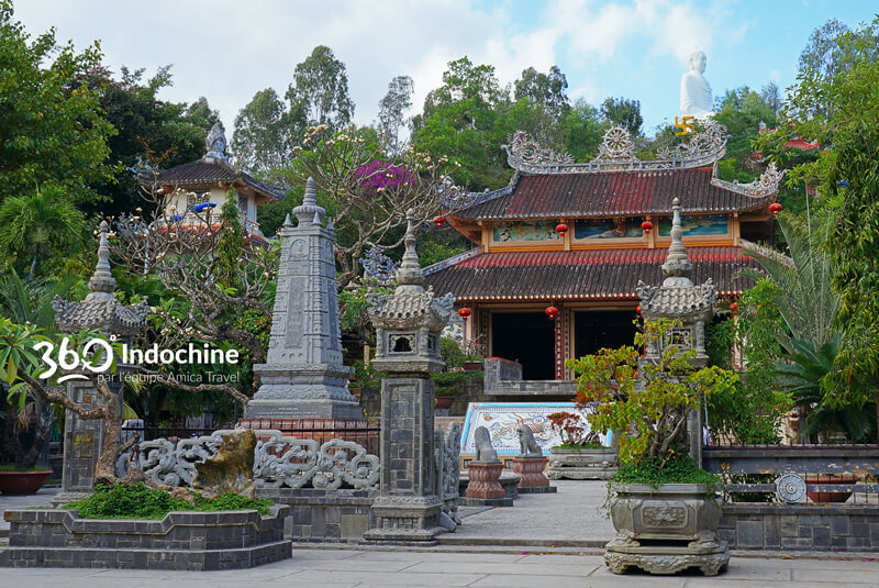 Temple ou pagode, comment les distinguer ? – 360 Indochine