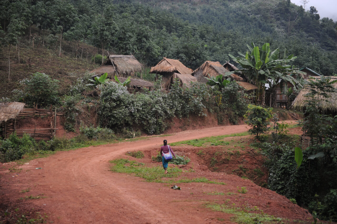 Les Khmu, à propos d'un vieux peuple laotien – 360 Indochine